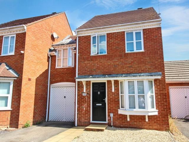 Property To Rent Lark Vale, Aylesbury Hillyards Estate Agents ID 5706