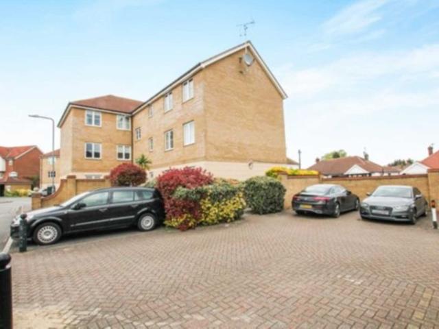 Property To Rent Sherman Gardens, Romford, RM6 The Agency LDN Limited T/A Stonebridge ID 1858