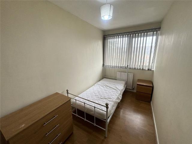 property to rent Speedwell Place, Conniburrow, Milton Keynes, MK14
