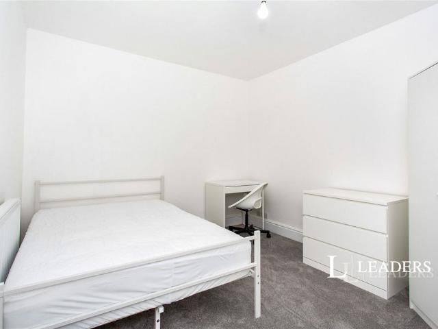 property to rent The Westering, Cambridge, Cambridgeshire, CB5