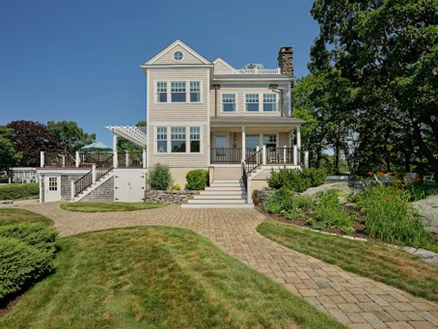 Property with garden