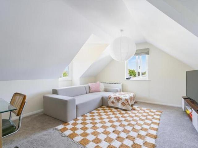 Property for sale in Aspen House, 10 Forest Road, Richmond, TW9