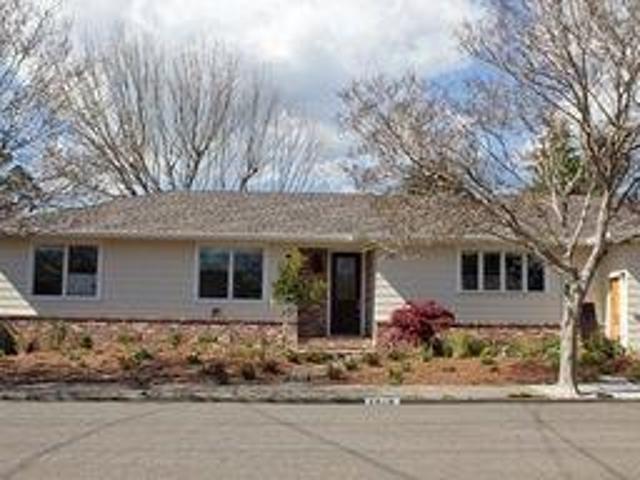 Property for sale in Santa Rosa, CA for $747828