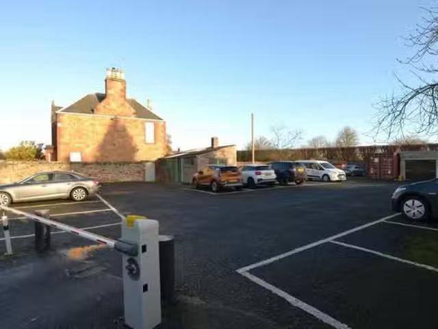 Property for rent in 28 Sidegate, EH41