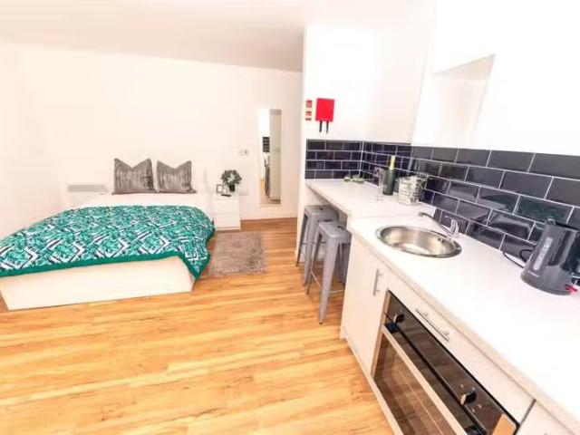 Property for rent in The Studios, 25 Plaza Boulevard, Liverpoo.