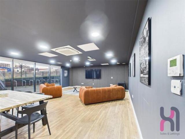 Property for rent in The Studios, 25 Plaza Boulevard, Liverpool, L8
