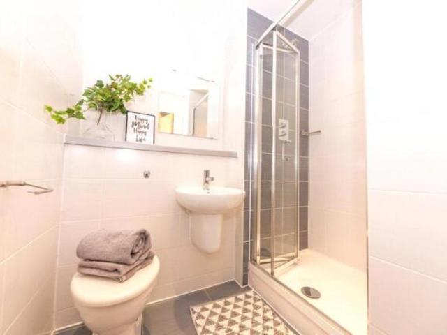 Property for rent in The Studios, 25 Plaza Boulevard, Liverpool, L8