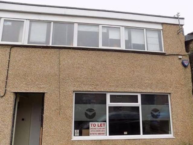 Property for rent in Buxton Road Chapel En Le Frith SK23