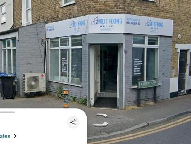 Commercial property for rent in Church Road, CR4