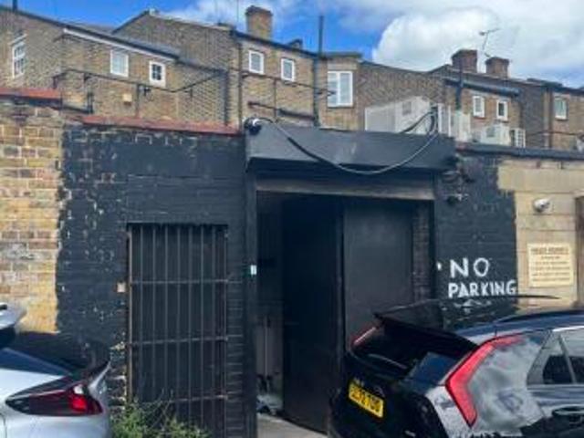 High street retail property to lease in Ground Floor Shop, 6, The Broadway, London, N14 6PH, N14