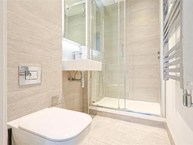 Property for rent in Lismore Boulevard, London, NW9