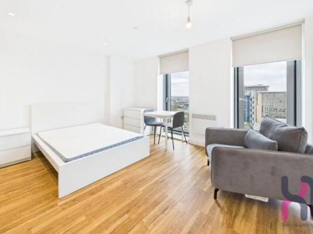 Property for rent in Michigan Point Tower D, 18 Michigan Avenue, M50