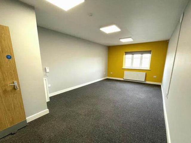 Property For Rent In Mold, Clwyd