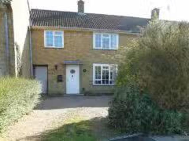 Property & Houses For Sale: Clive Green, Bracknell, Berkshire