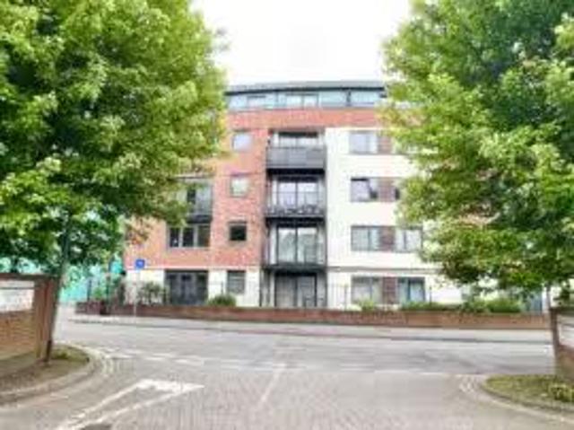 Property & Houses to Rent: The Courtyard, Southwell Park Road