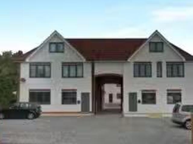 Property & Houses to Rent: Weyhill Road, Andover, Hampshire