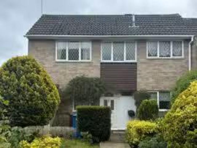 Property & Houses to Rent: Arncliffe, Bracknell, Berkshire