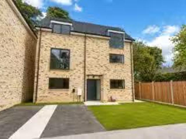 Property & Houses to Rent: Farnborough, Hampshire