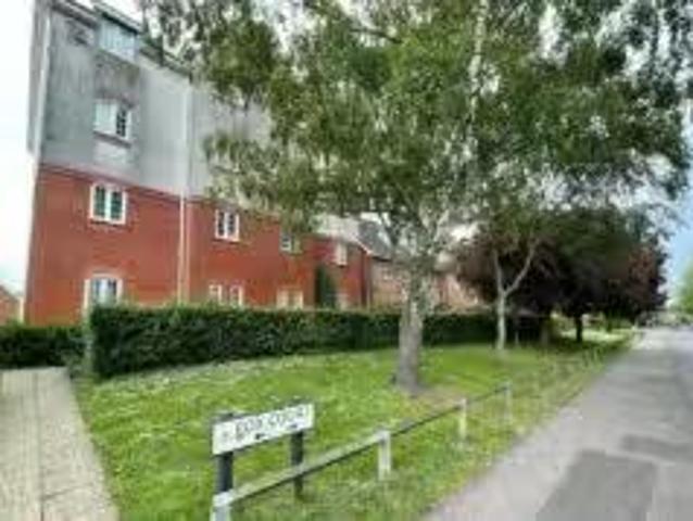 Property & Houses to Rent: Fox Court, Aldershot, Hampshire