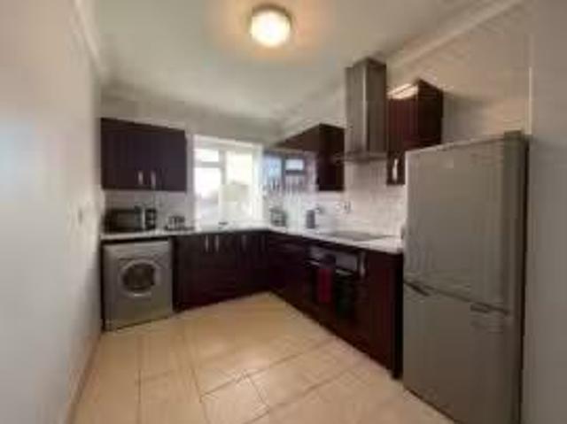 Property & Houses to Rent: Lynchford Road, Farnborough