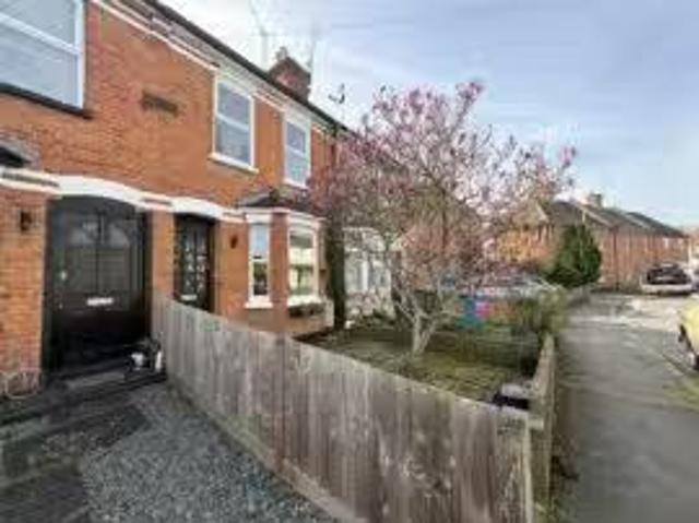 Property & Houses to Rent: Newport Road, Aldershot, Hampshire