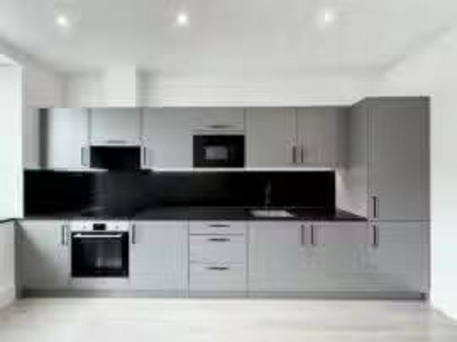 Property & Houses to Rent: Rye Close, Fleet, Hampshire