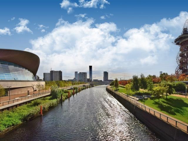 Property in Bisson Road, Stratford, E15:2 room apartment to let in Bisson Road, Stratford, E15
