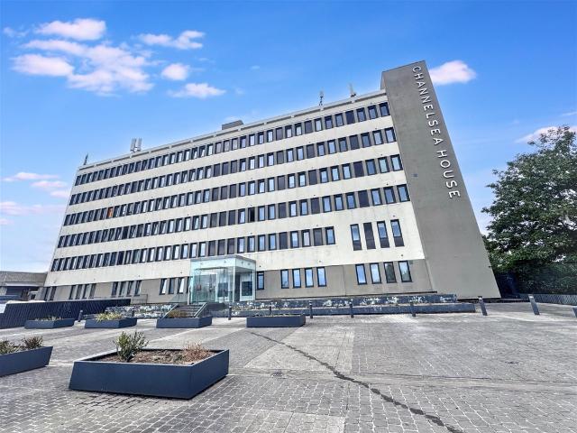 Property in Channelsea House, Stratford, E15:1 room apartment to let in Channelsea House, Stratford, E15