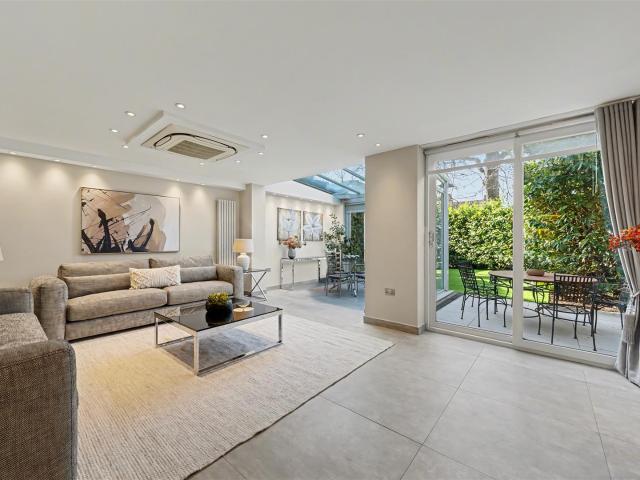 Property in Court Close, St John's Wood Park, London, NW8 6NN