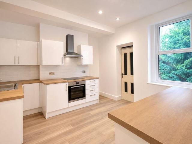 Property in Cumberland Road, BS1 6UG