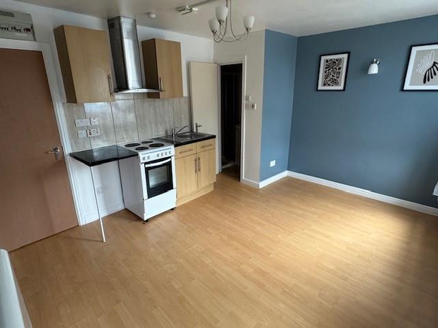 Property in Dewsbury Road, Leeds