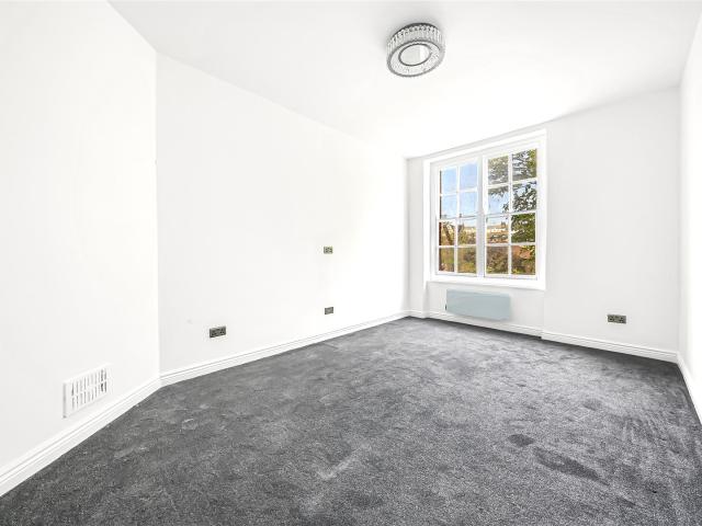 Property in Grove End Road, London, NW8 9HR