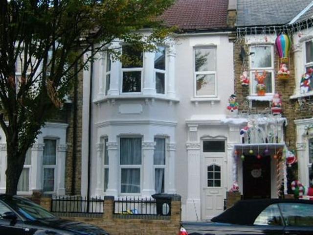 Property in Kimberley Road, London, E11 4DQ