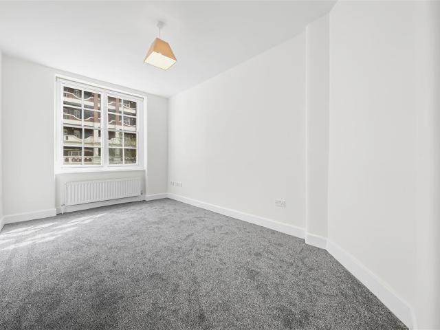 Property in London, NW8 9HR