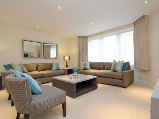 Property in Queensmead, St John's Wood Park, NW8 6RJ