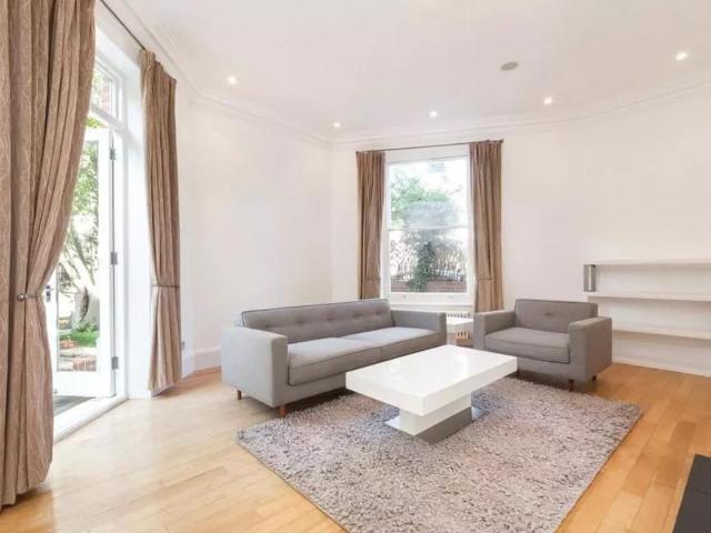 Property in Rudall Crescent, London, NW3 1RS