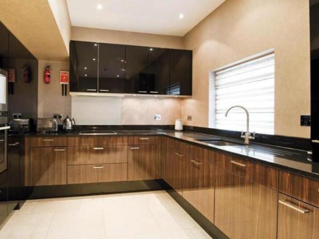 Property in St Johns Wood, NW8 6DF