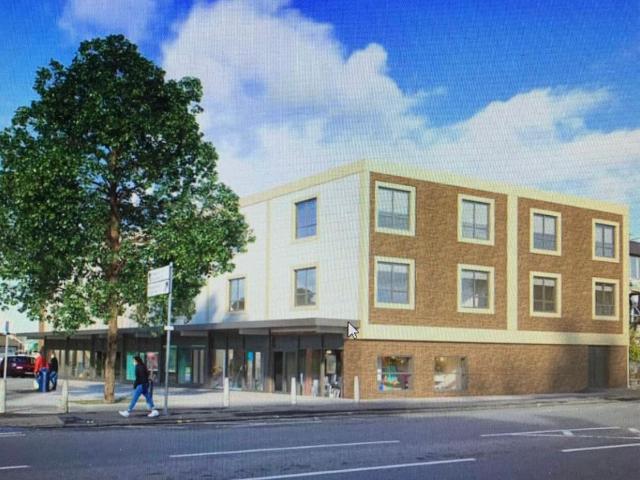 Property in Straits Parade, Bristol, Avon, BS16 2LE