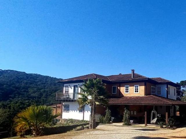 Propriedade única: Belíssima casa