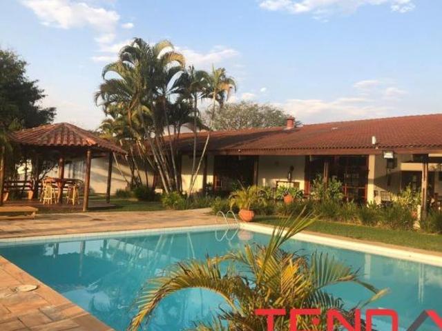 Propriedade Exclusiva em Sorocaba SP: Sitio Com 10 Quartos Sendo 8 Suites, 4 Salas, 3 Banheiros, 6 V