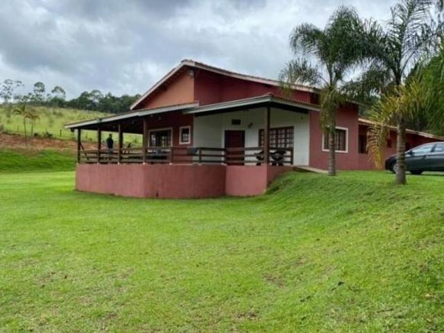 Propriedade Rural com 5 Suítes, Chalé e 71.000 m² de Área em Atibaia