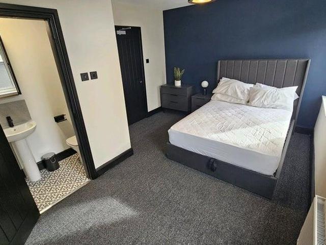 Prospect View, Manchester, M27 3 bed house share to rent £2,125 pcm £490 pw