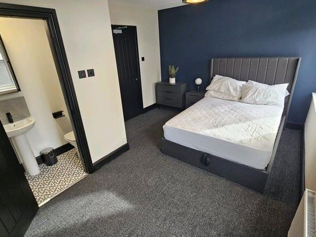 Prospect View, Manchester M27, 3 bed shared accommodation to rent, £706 pppm | PrimeLocation