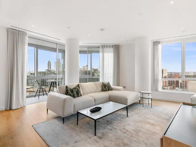 Prospect Way, London, SW11 3 bed apartment to rent £7,500 pcm £1,731 pw