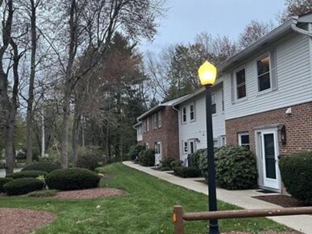 Prospect Ave Apt,northampton, Condo For Sale