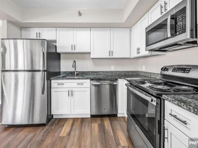 Prospect Ave Apt C, Hackensack, Condo For Sale