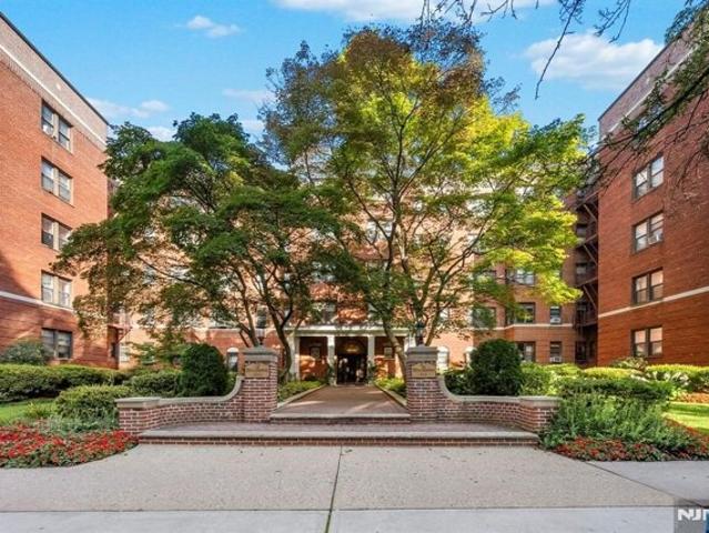 Prospect Ave Apt F, Hackensack, Condo For Sale