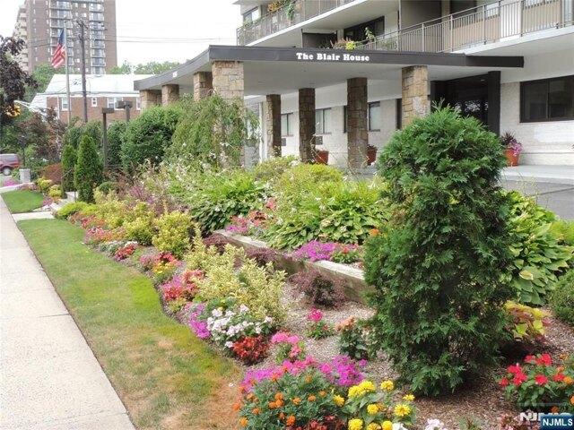 Prospect Ave Apt H, Hackensack, Condo For Sale