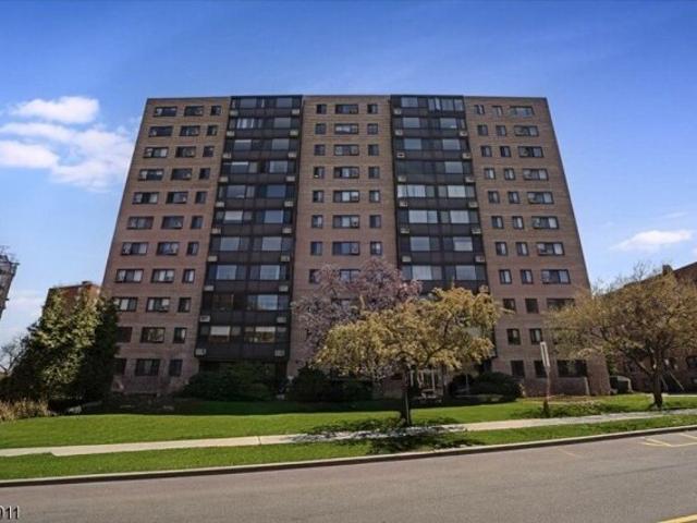 Prospect Ave, Hackensack, Condo For Sale