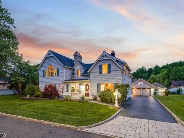 Prospect Ave, Scotch Plains, Home For Sale